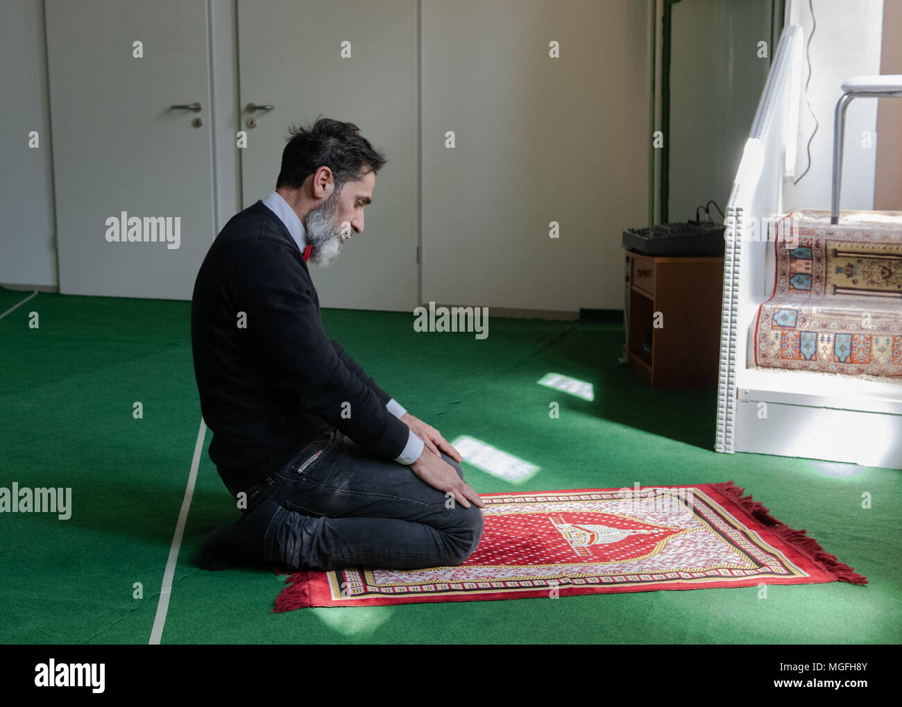 Al farouk hi-res stock photography and images - Alamy