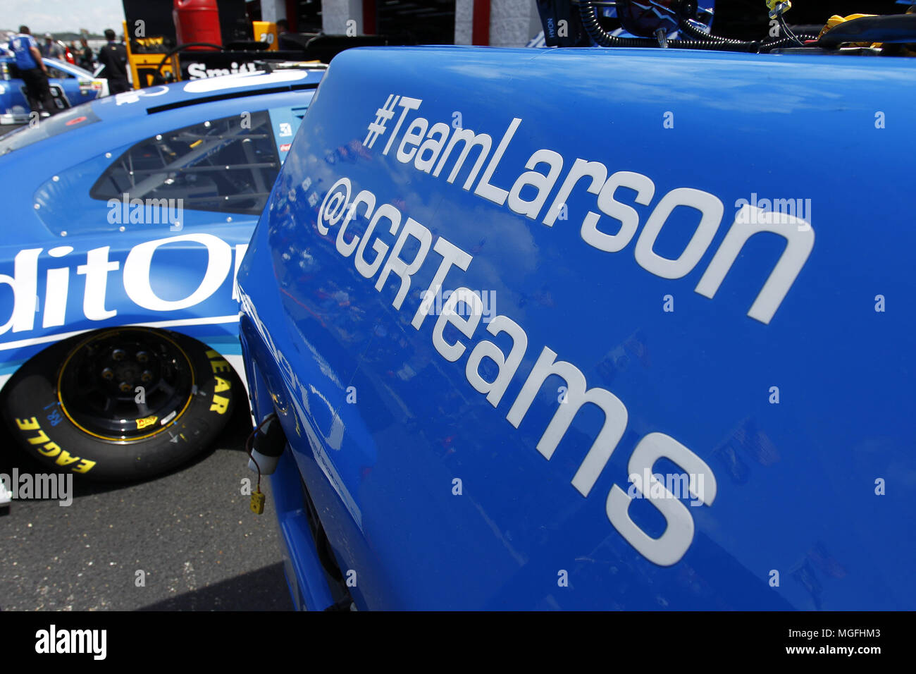 Geico nascar hi-res stock photography and images - Alamy