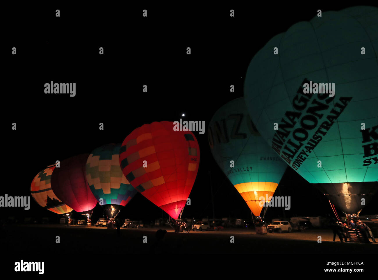 Canowindra international balloon challenge hi-res stock photography and ...