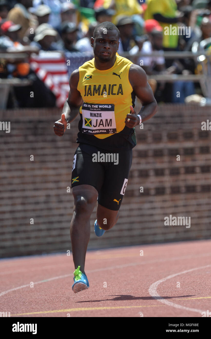 Philadelphia, Pennsylvania, USA. 28th Apr, 2018. JEVAUGH MINZIE warms ...