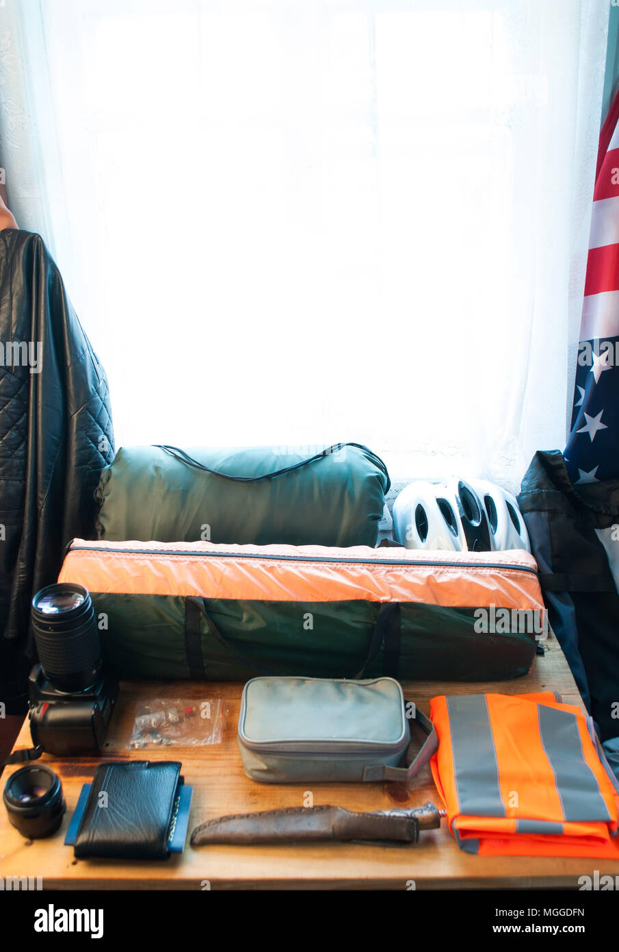 Expedition items hi-res stock photography and images - Alamy