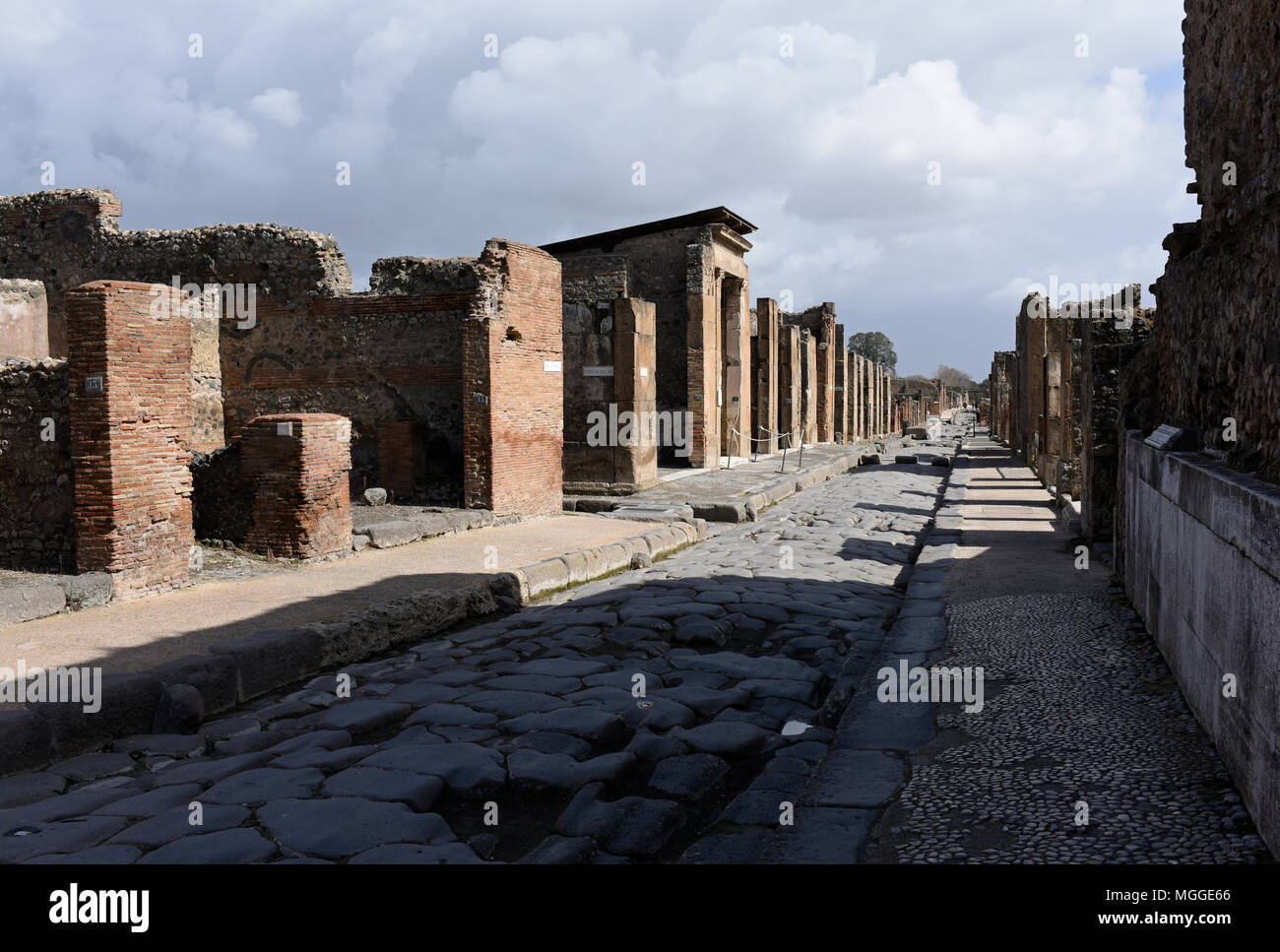 Sarno river hi-res stock photography and images - Alamy