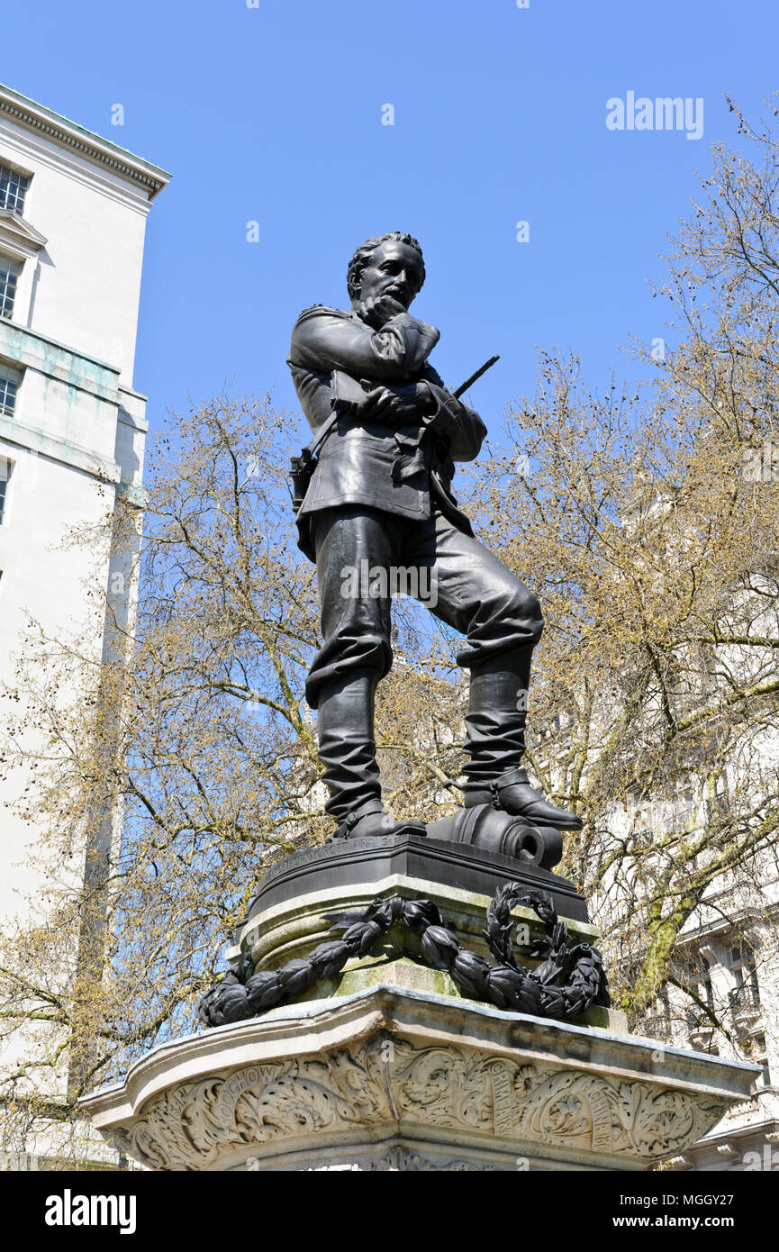 General gordon statue hi-res stock photography and images - Alamy