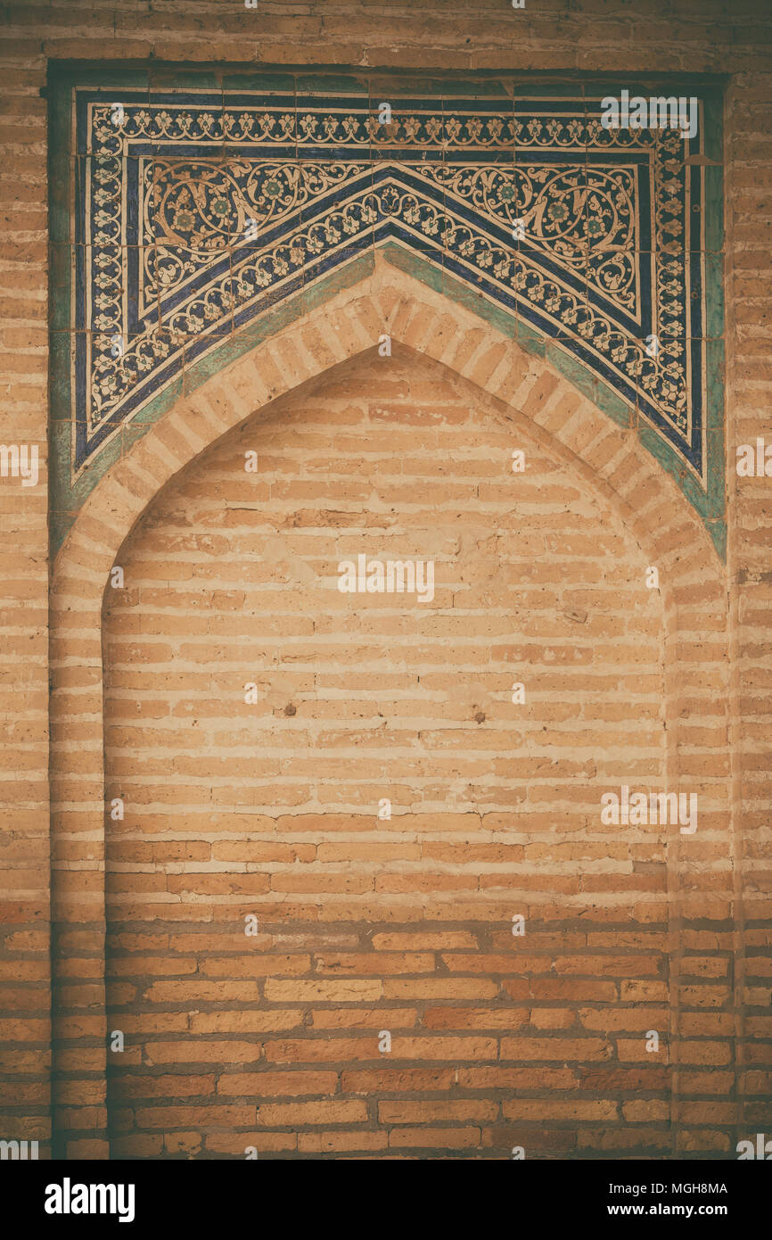 Close up shot of some Arabic decorations on a wall Stock Photo - Alamy