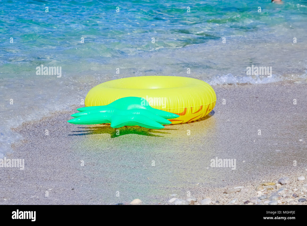 Inflatable paddling pool hi-res stock photography and images - Alamy