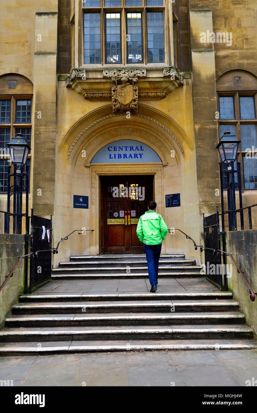 Public library uk hi-res stock photography and images - Alamy