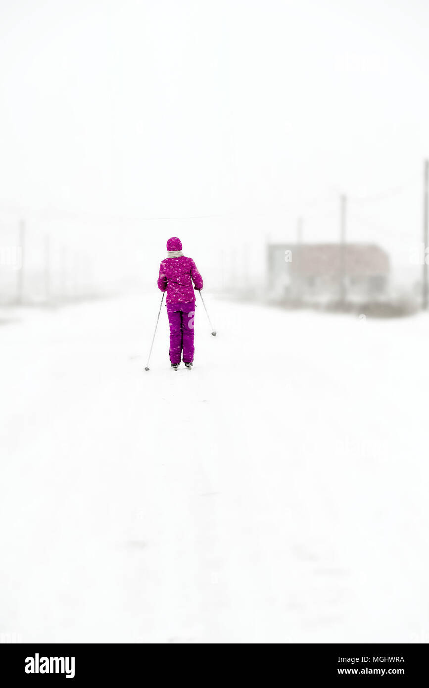 Purple ski suit hi-res stock photography and images - Alamy