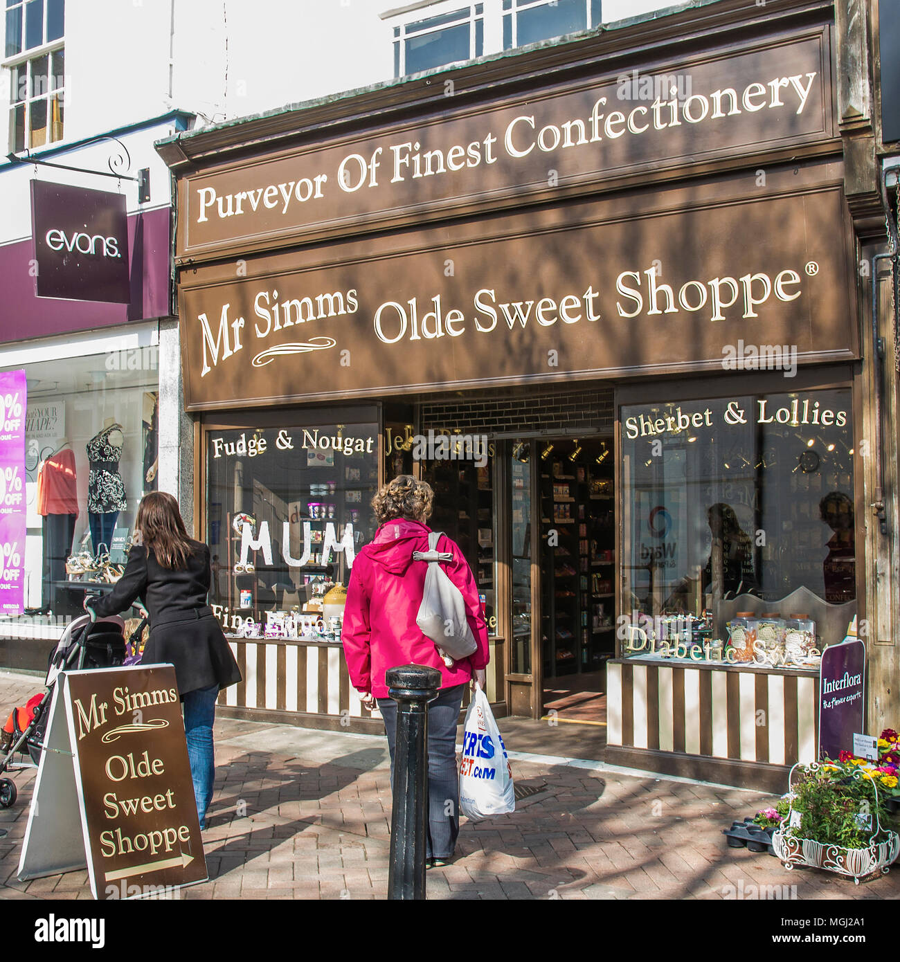 Mr simms olde sweet shop hi-res stock photography and images - Alamy
