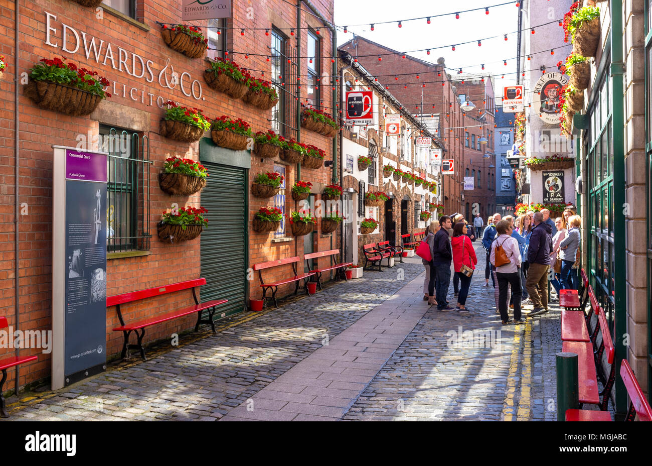The duke of york pub belfast ireland hi-res stock photography and ...
