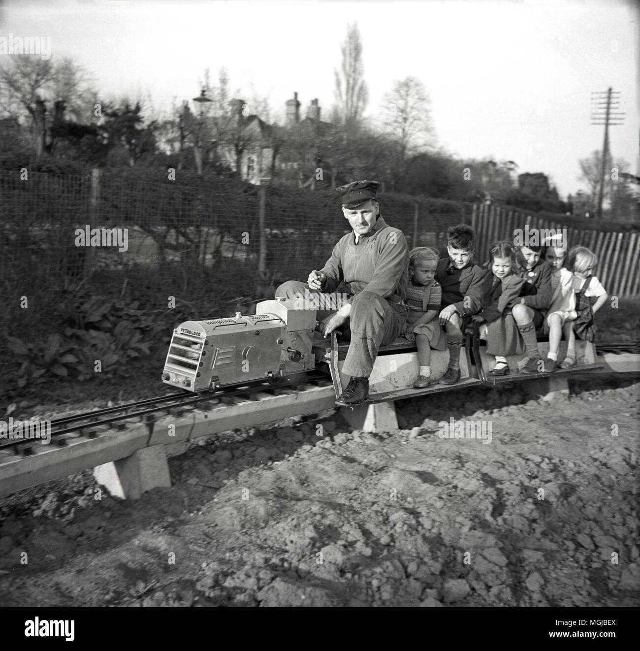 Steam Train Uk 1950s Stock Photos & Steam Train Uk 1950s Stock Images ...