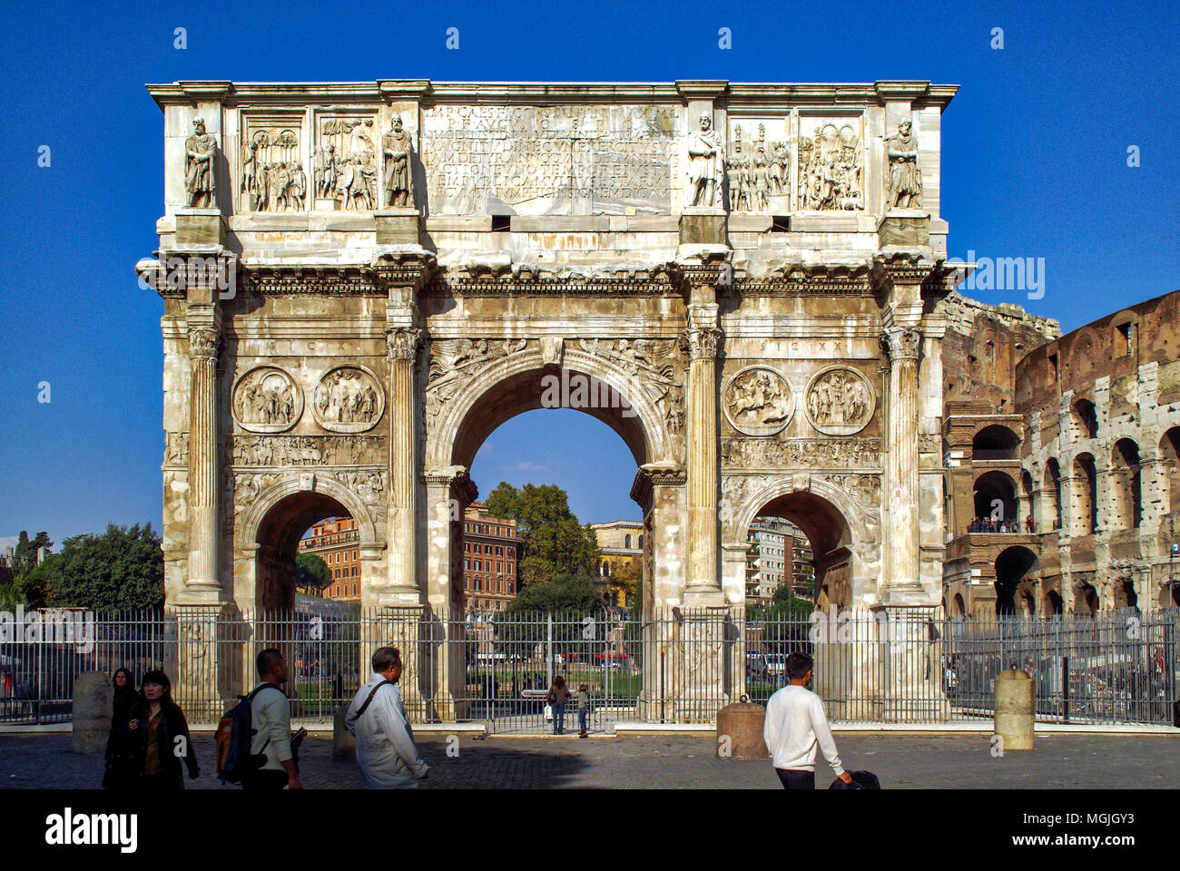 Rome, Italy. Arch of Constantine at the Roman Forum Stock Photo - Alamy