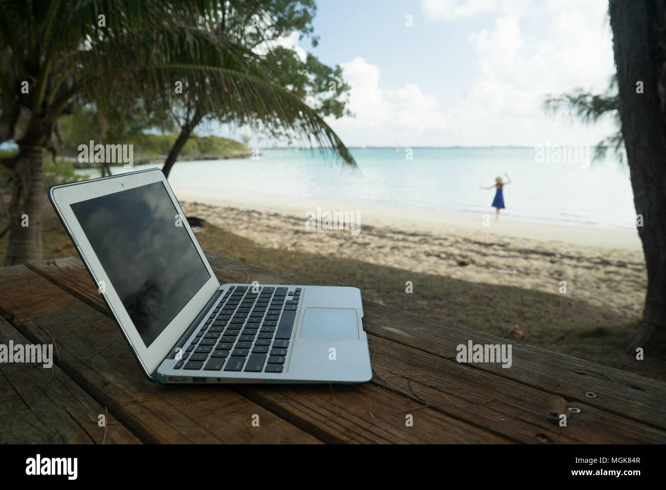 Digital nomad island hi-res stock photography and images - Alamy