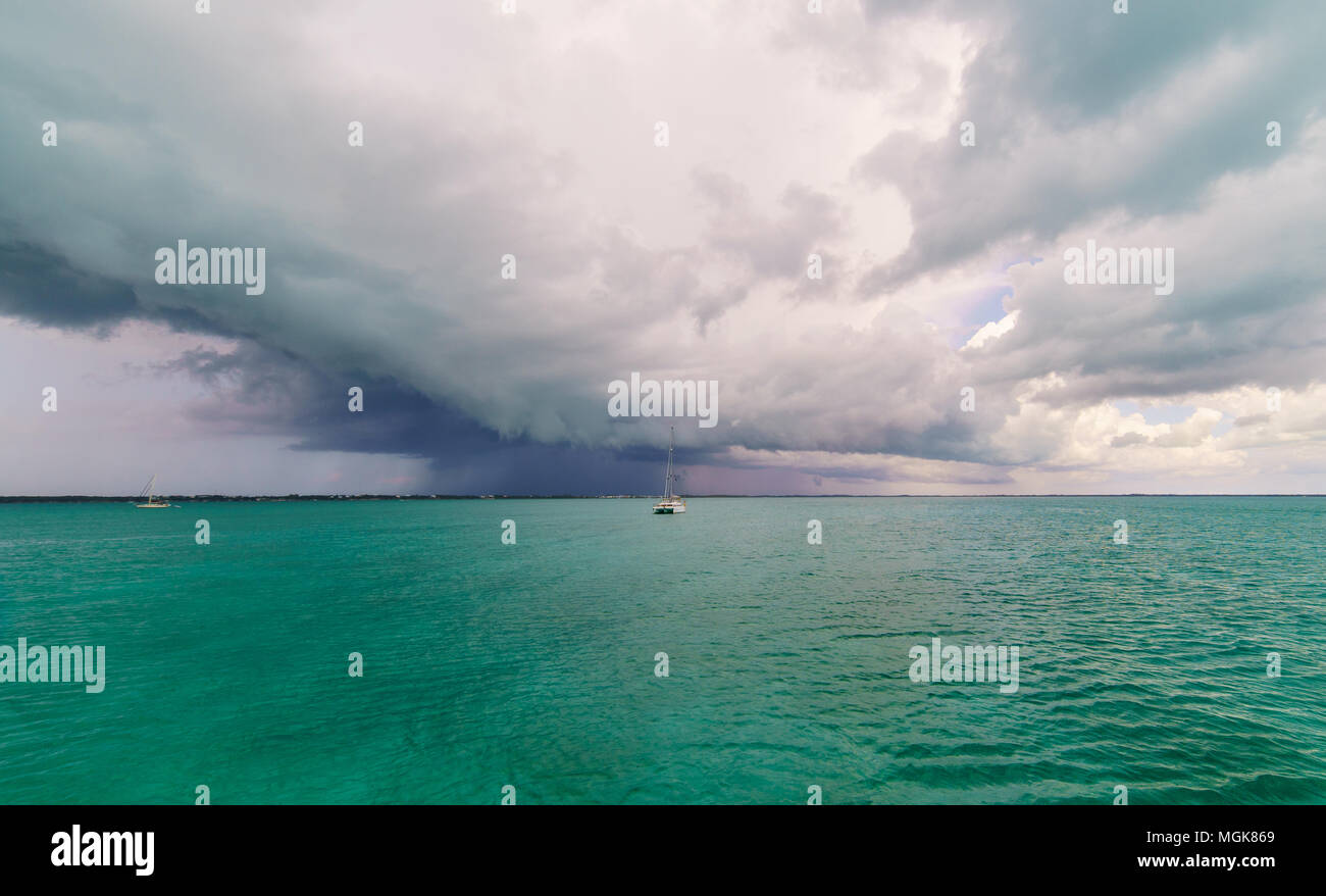 Season in bahamas hi-res stock photography and images - Alamy
