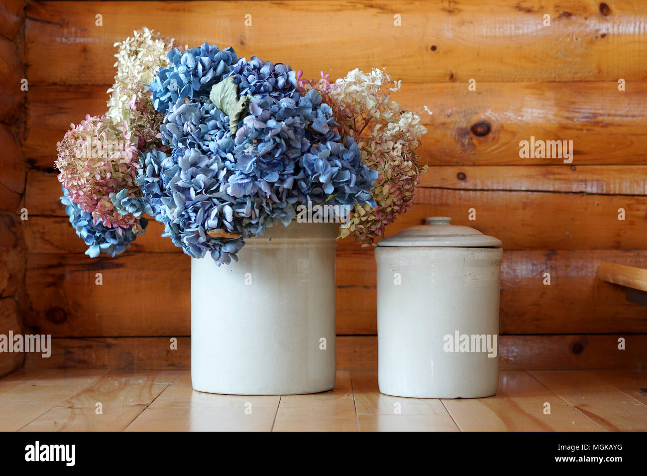Flower decoration on the floor hi-res stock photography and images - Alamy