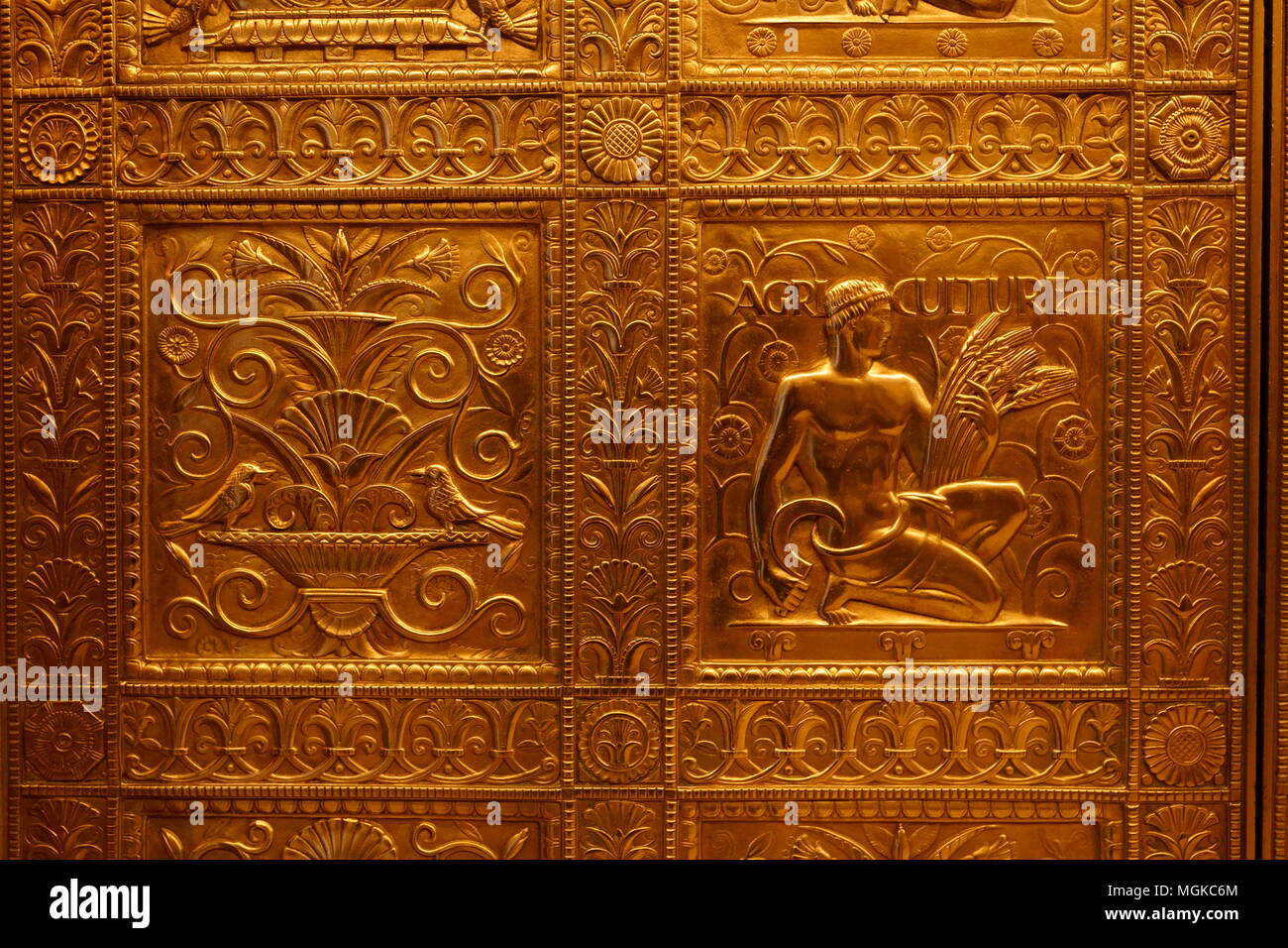 Elevator door hi-res stock photography and images - Alamy