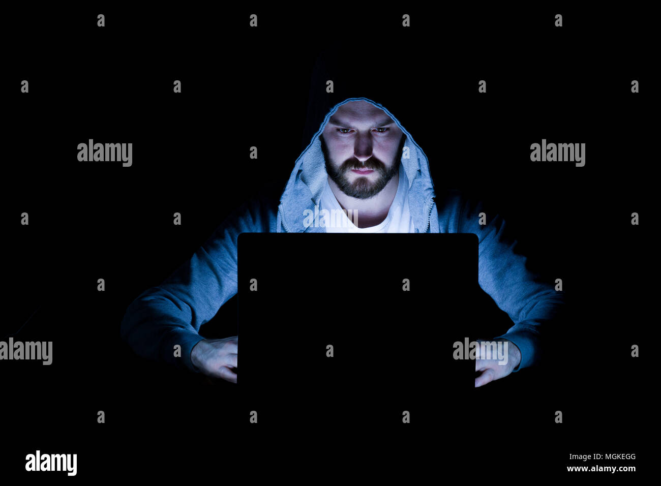 Dark web hacker hi-res stock photography and images - Alamy