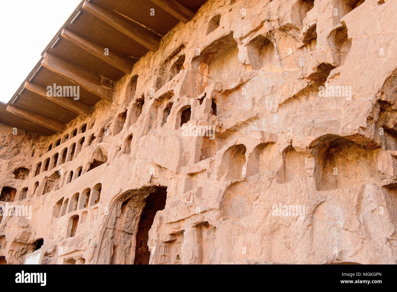 Longmen Grottoes ( Dragon's Gate Grottoes) or Longmen Caves.UNESCO ...