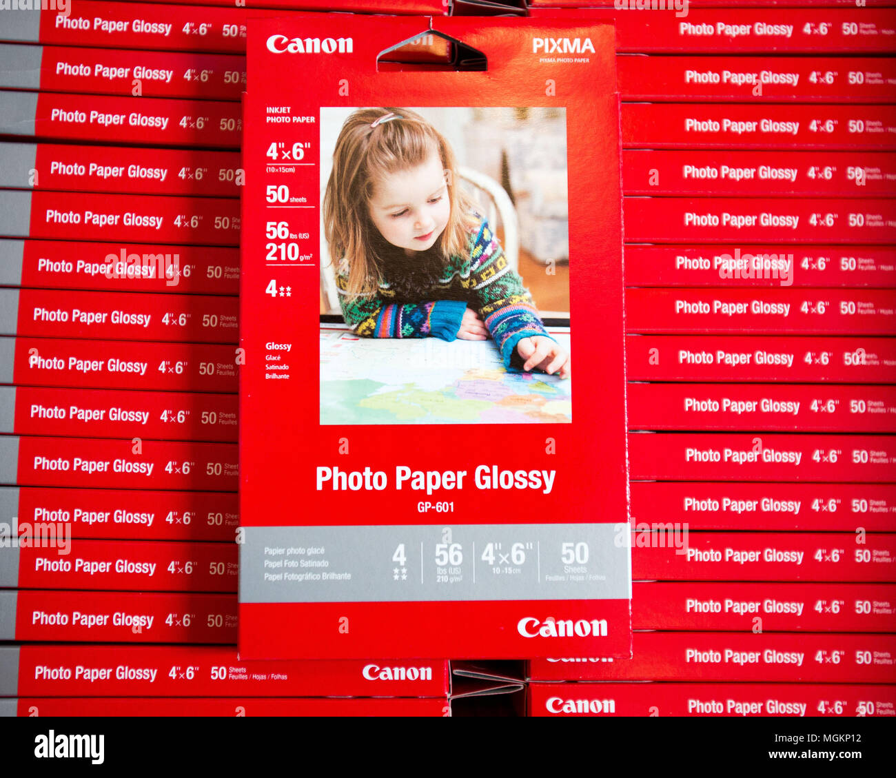 Packs hi-res stock photography and images - Alamy