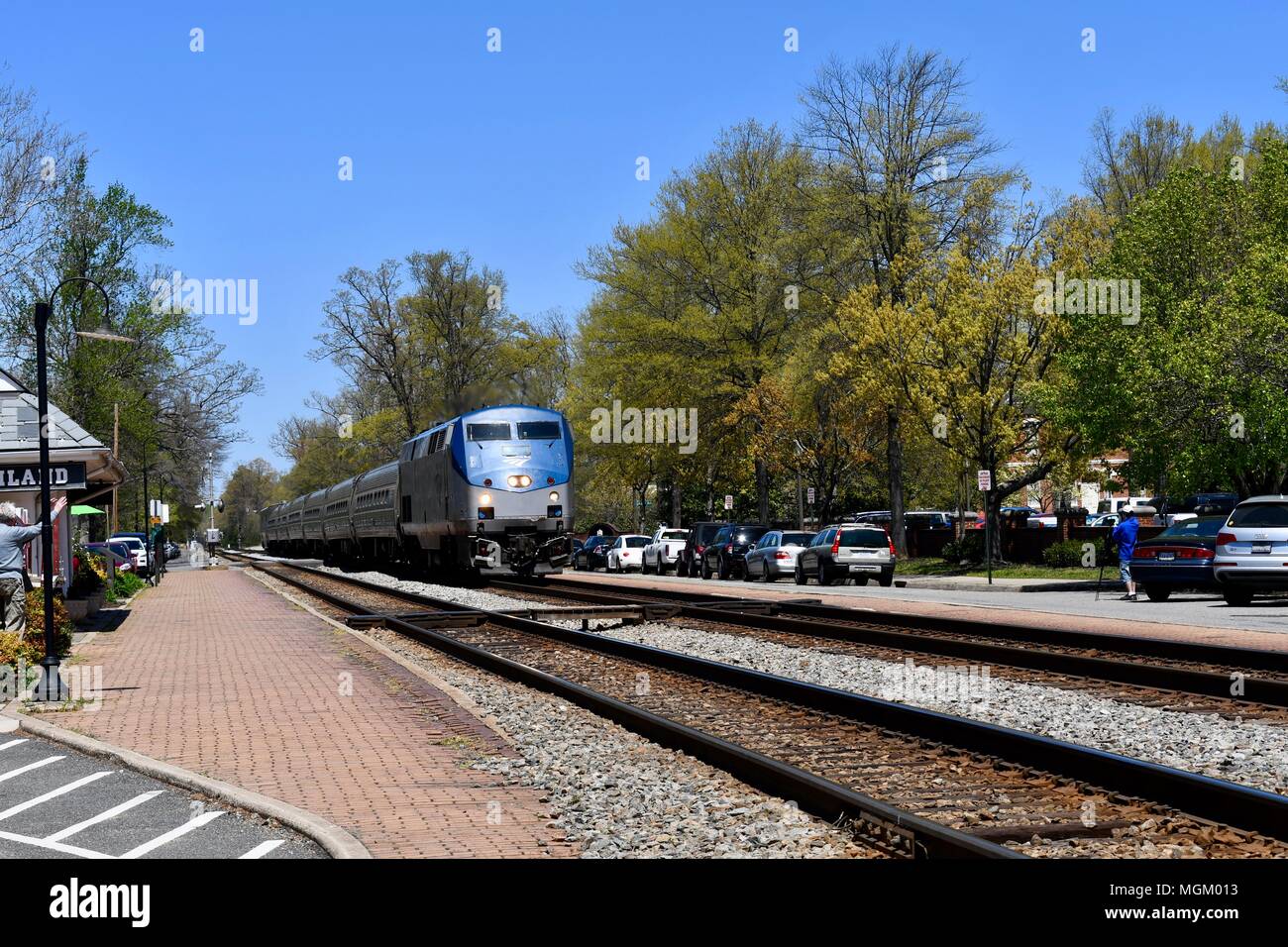 Main street of a small town hi-res stock photography and images - Alamy