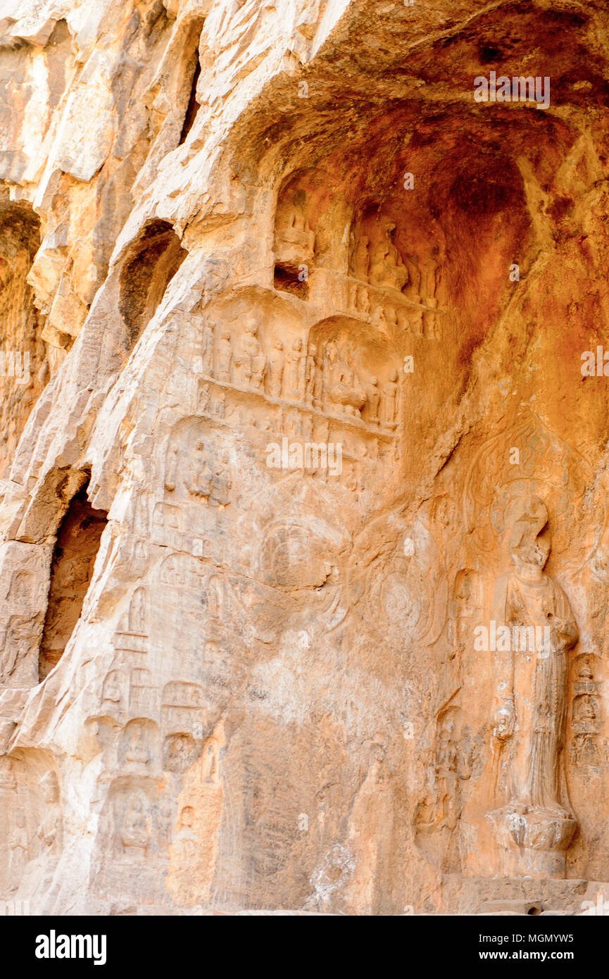 Longmen Grottoes ( Dragon's Gate Grottoes) or Longmen Caves.UNESCO ...