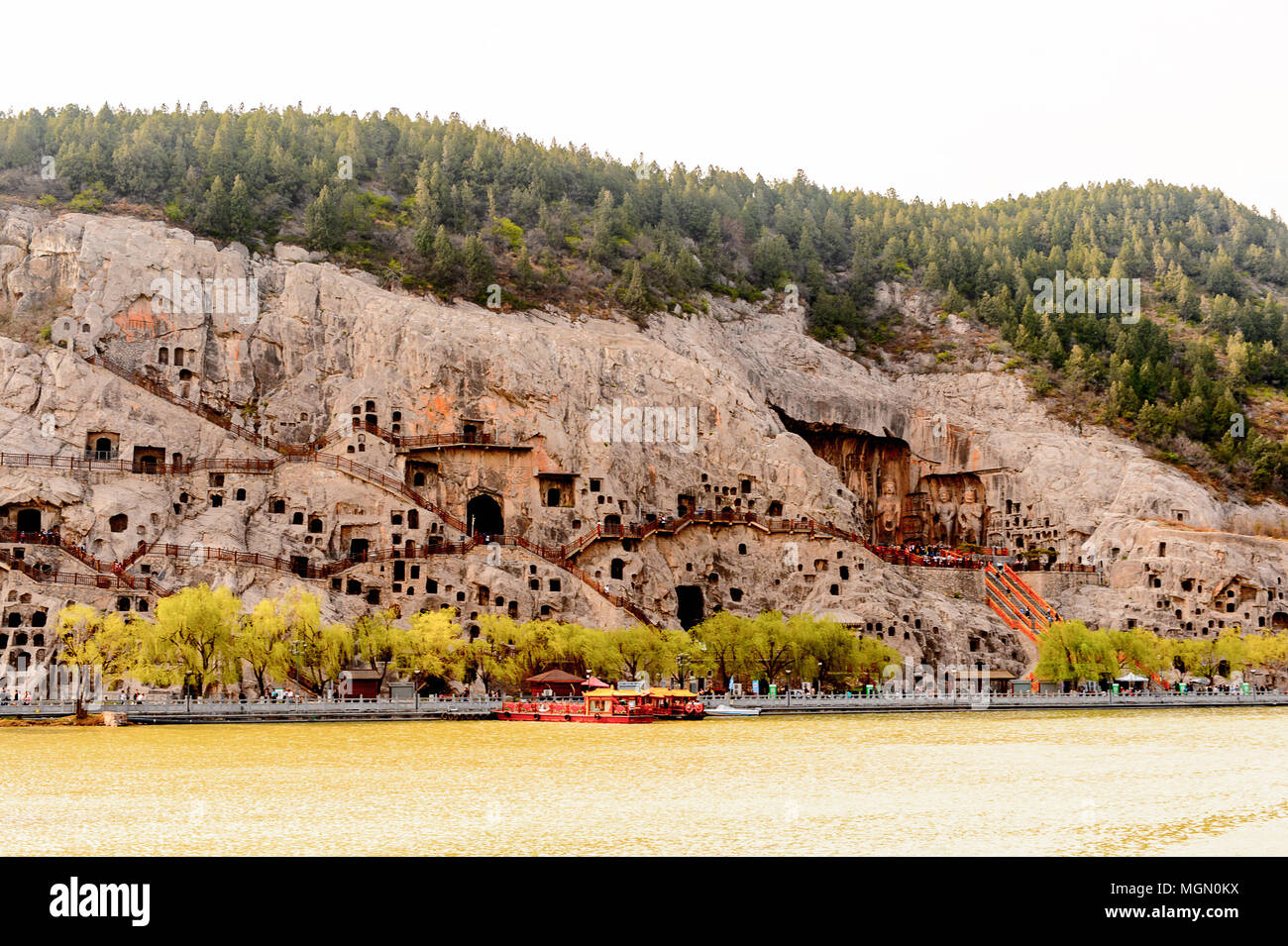 Longmen Grottoes ( Dragon's Gate Grottoes) or Longmen Caves.UNESCO ...