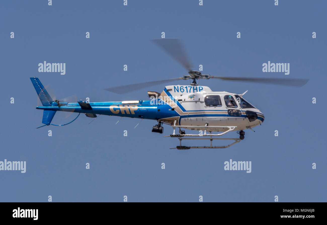 California Highway Patrol helicopter on patrol Stock Photo - Alamy