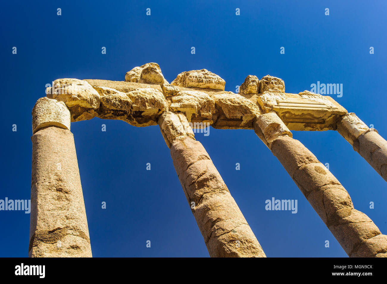 Roman ruins of Baalbek, Lebanon. Wonders of the ancient world ...