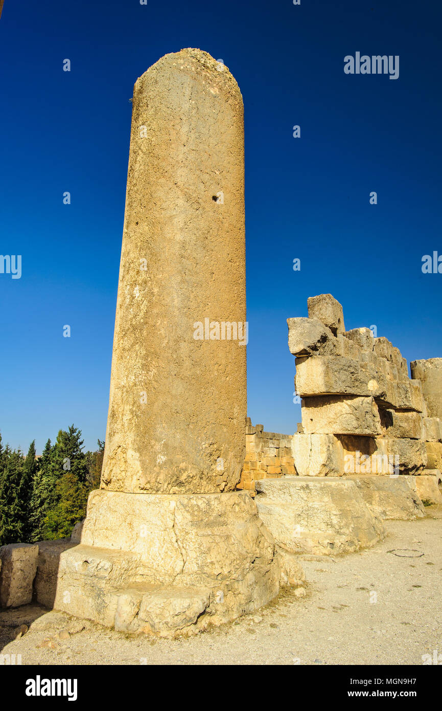 Columns of the Roman ruins in Lebanon, Baalbek Stock Photo - Alamy
