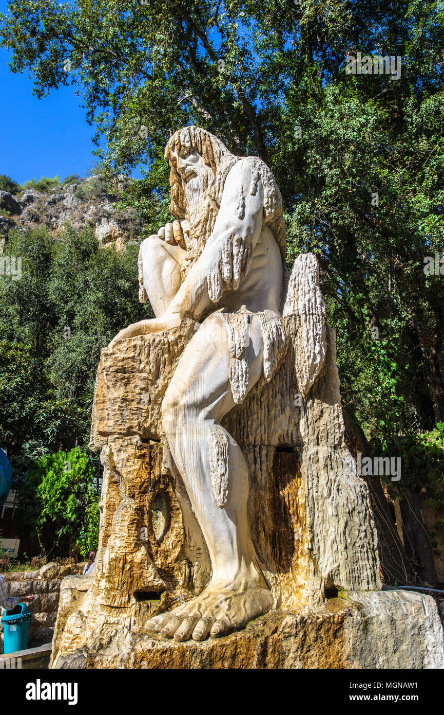 Statue in Beirut, Lebanon Stock Photo - Alamy