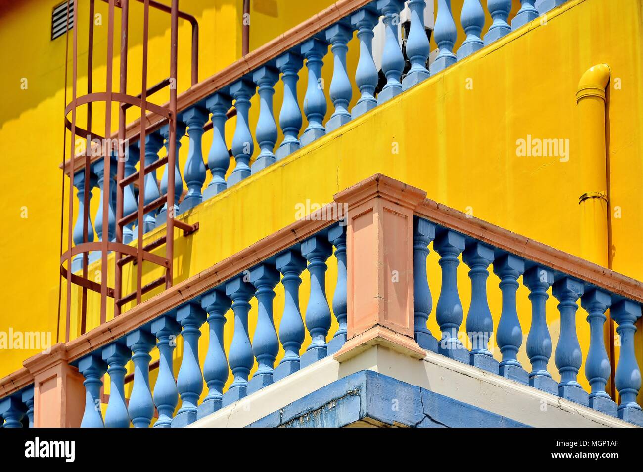 Vintage shop india hi-res stock photography and images - Alamy