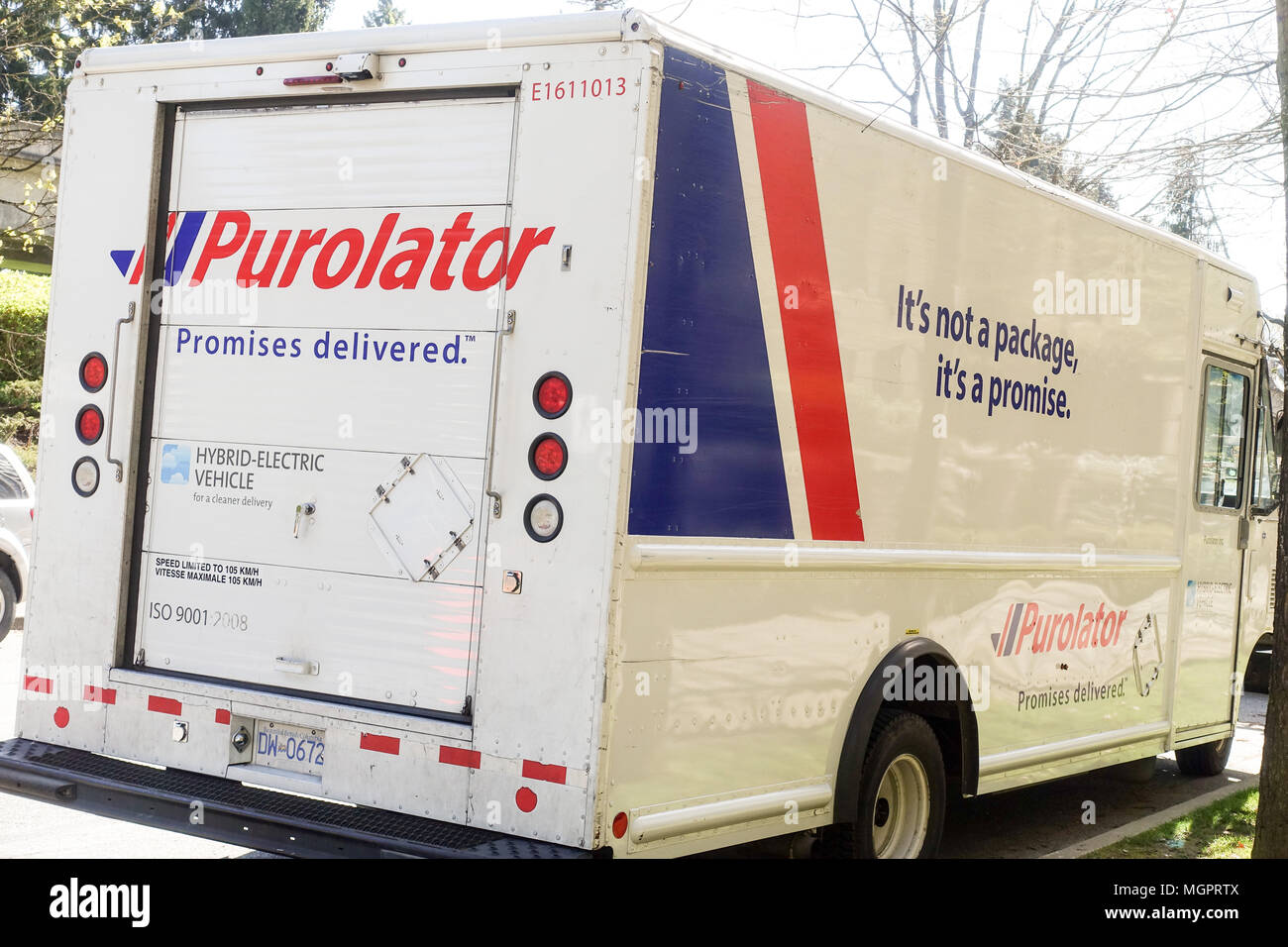 Purolator Truck Delivery High Resolution Stock Photography and Images ...