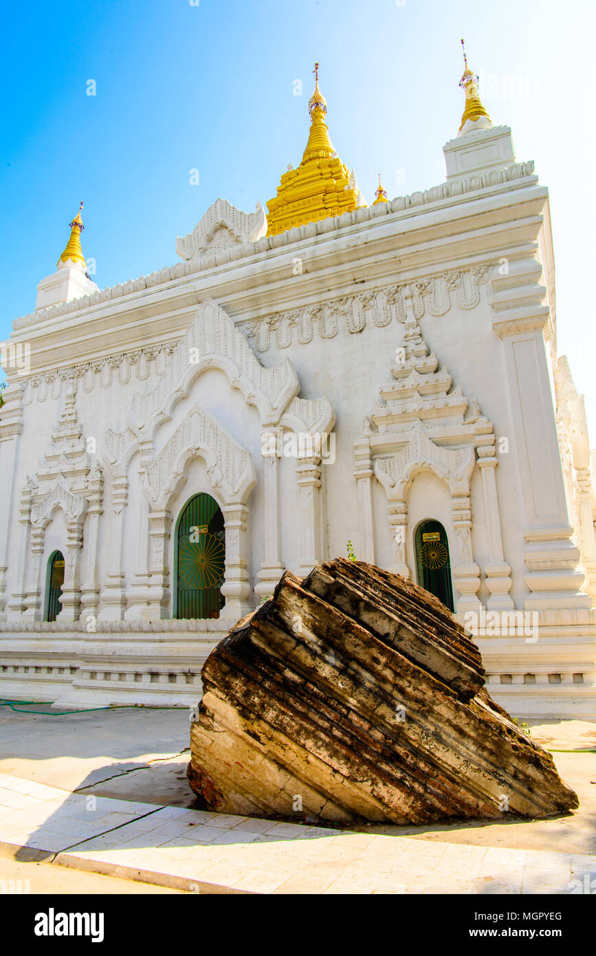 Sat Taw Tar Pagoda, one of the attractions of Mingun, Sagaing Region ...