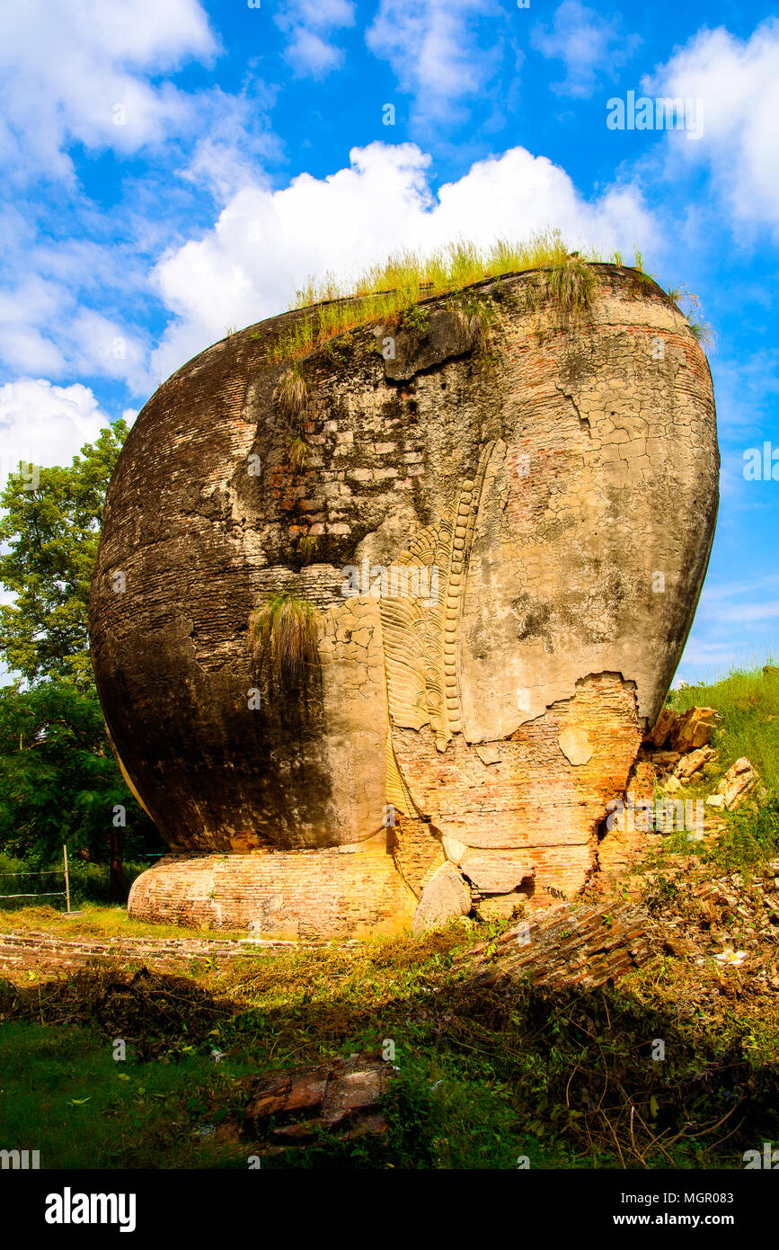 Mingun Pahtodawgyi site, is an incomplete monument stupa, begun by King ...