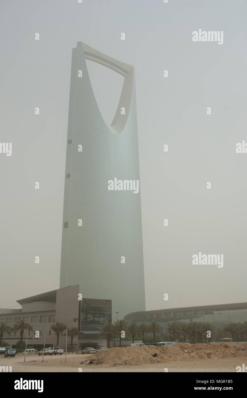 Sand Storm in Riyadh City, Saudi Arabia, 05-02-2006 Stock Photo - Alamy