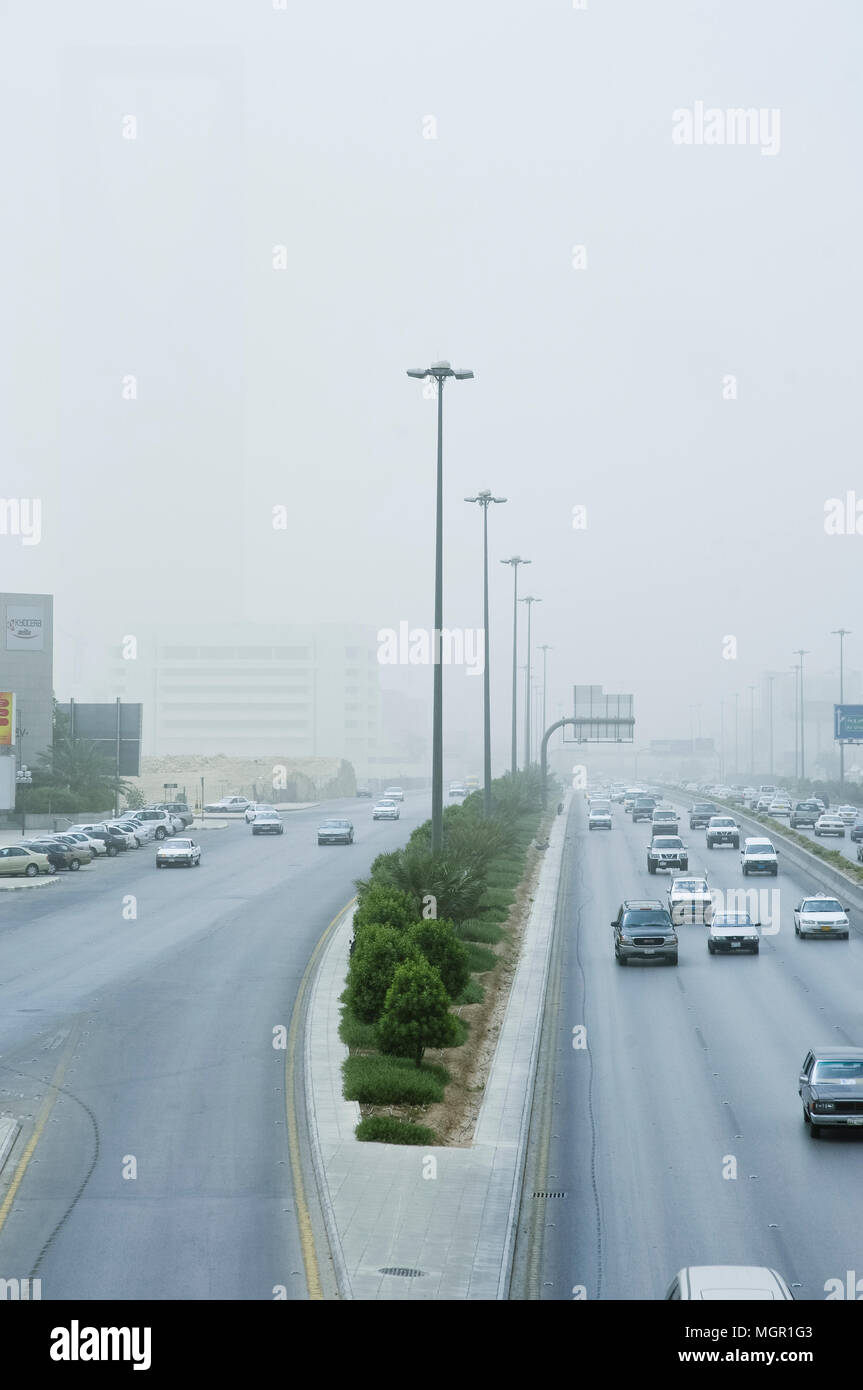 Saudi arabia sand hi-res stock photography and images - Alamy