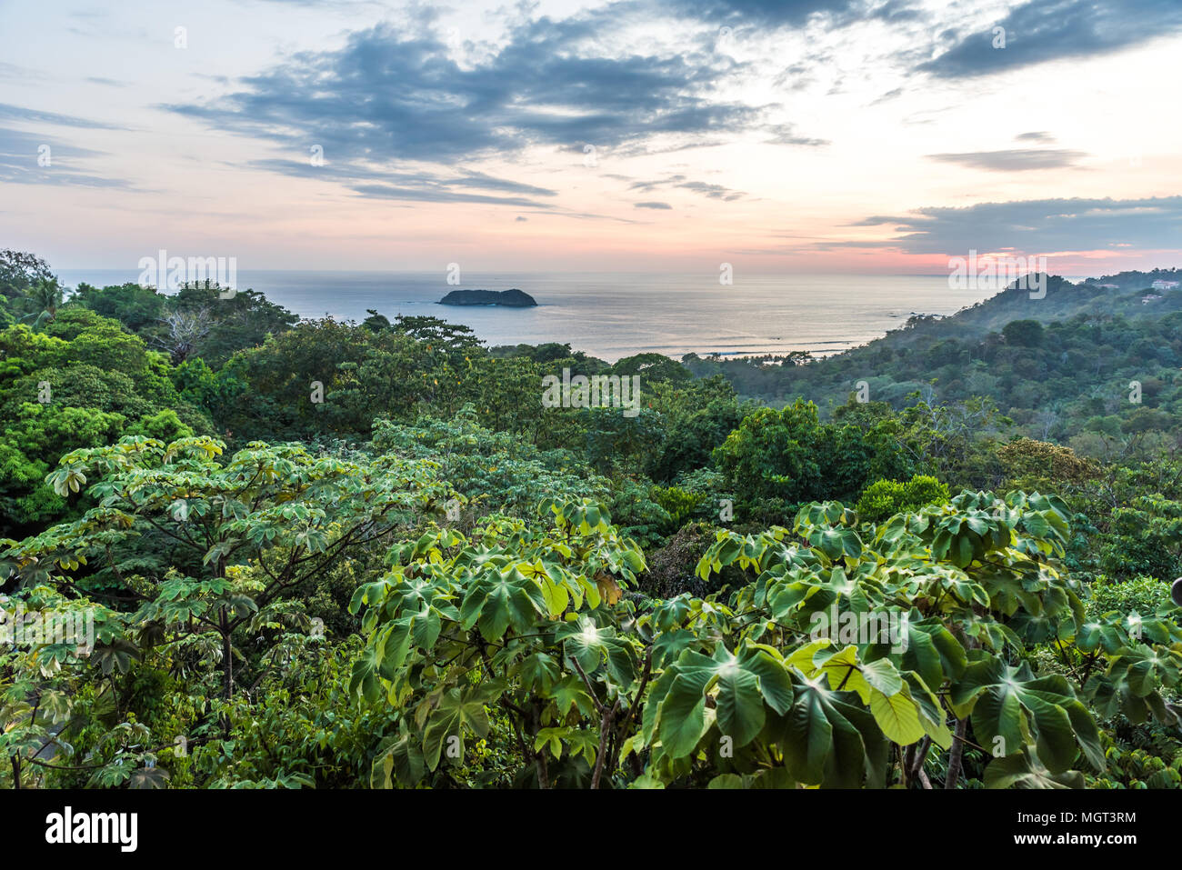 Costa rica caribbean coast sunrise hi-res stock photography and images ...