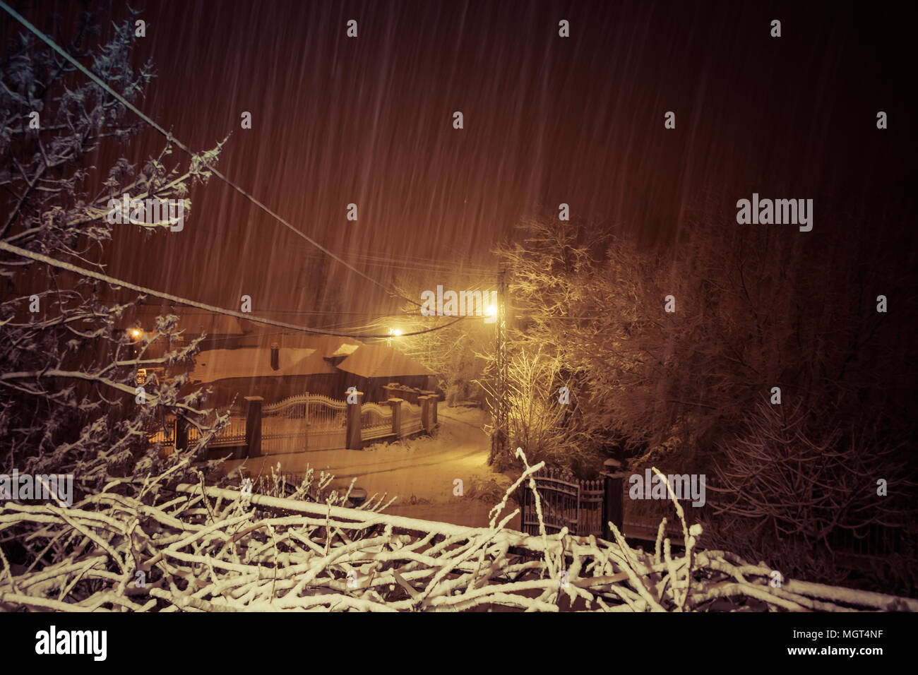 Quiet village in winter hi-res stock photography and images - Alamy