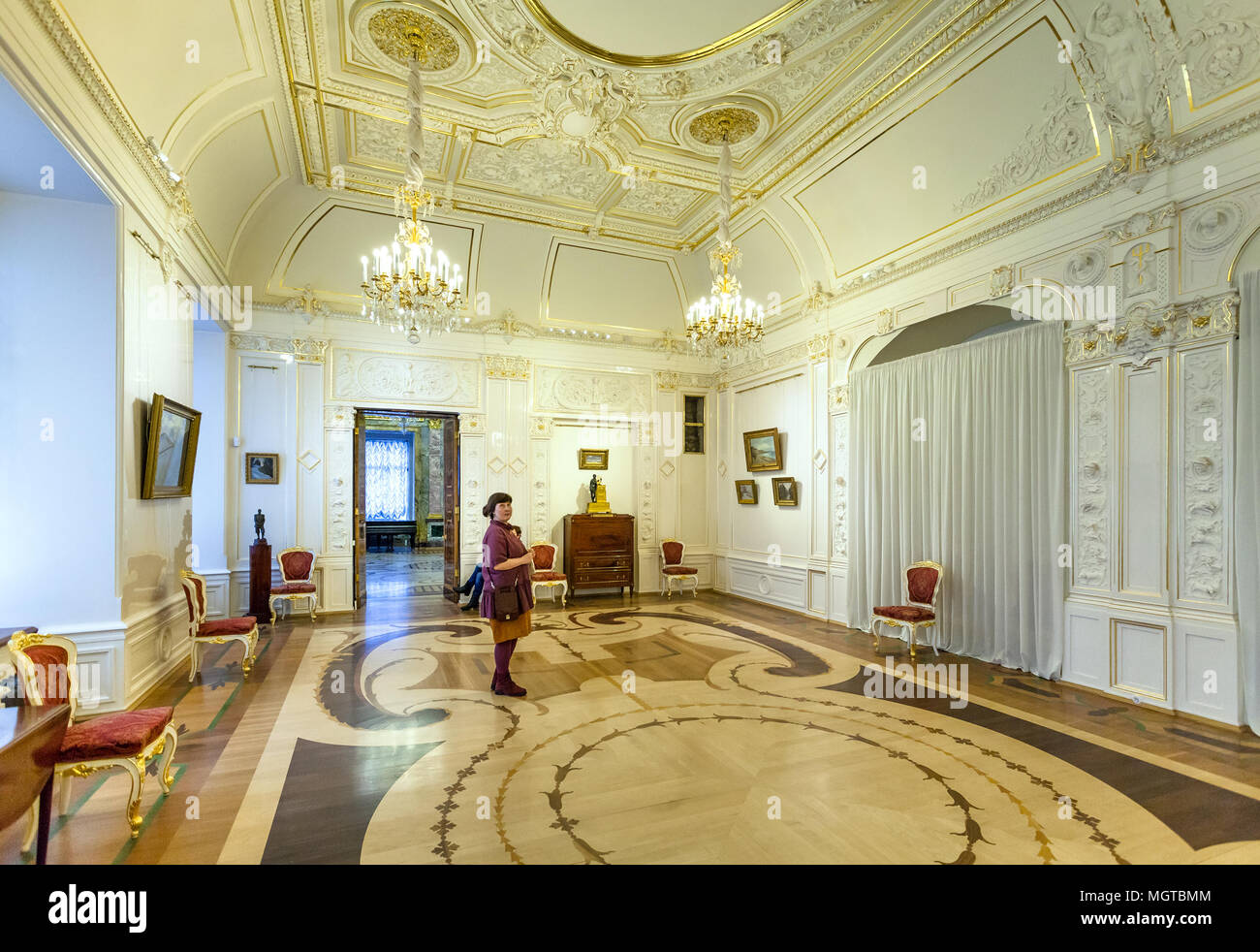 Parquet floor palace hi-res stock photography and images - Alamy