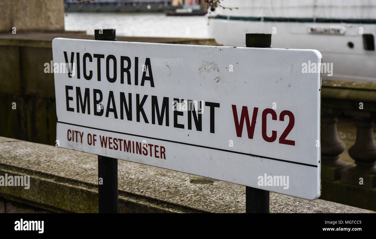 street sign for victoria embankment, london Stock Photo - Alamy