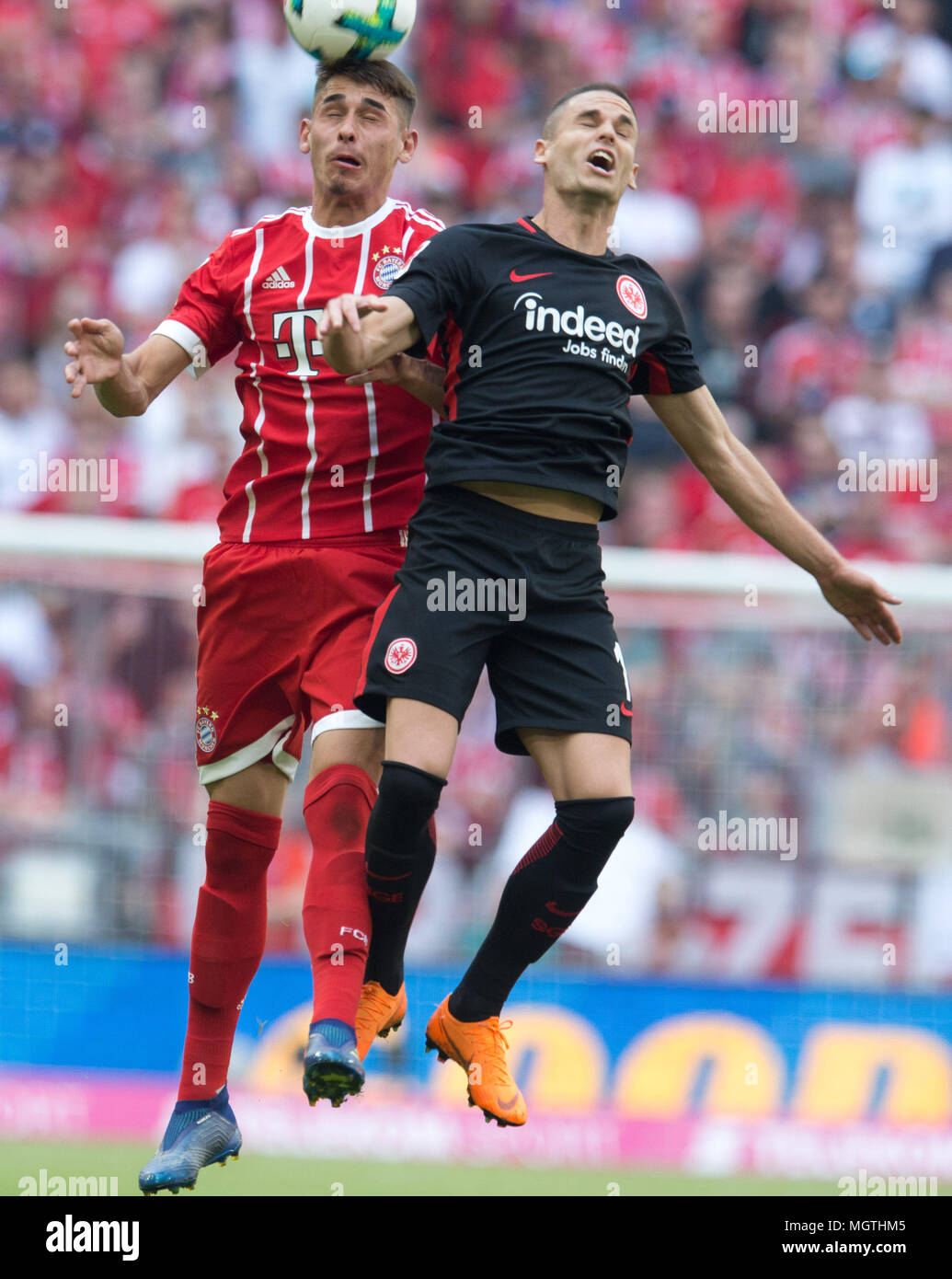 Munich, Germany. 28th Apr, 2018. Meritan Shabani (FCB) in duels with ...