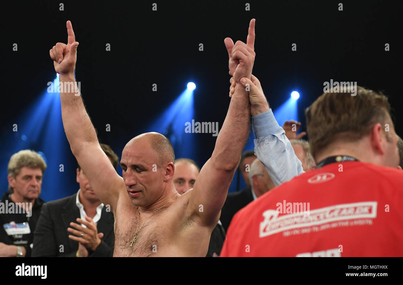 Patrick nielsen hi-res stock photography and images - Alamy