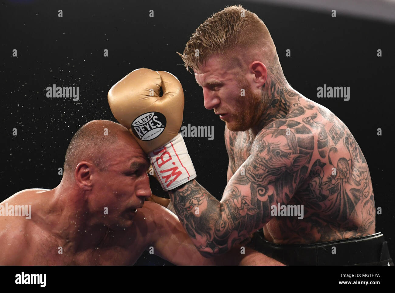 Offenburg, Germany. 28 April 2018. Super middleweight boxing pro Arthur ...