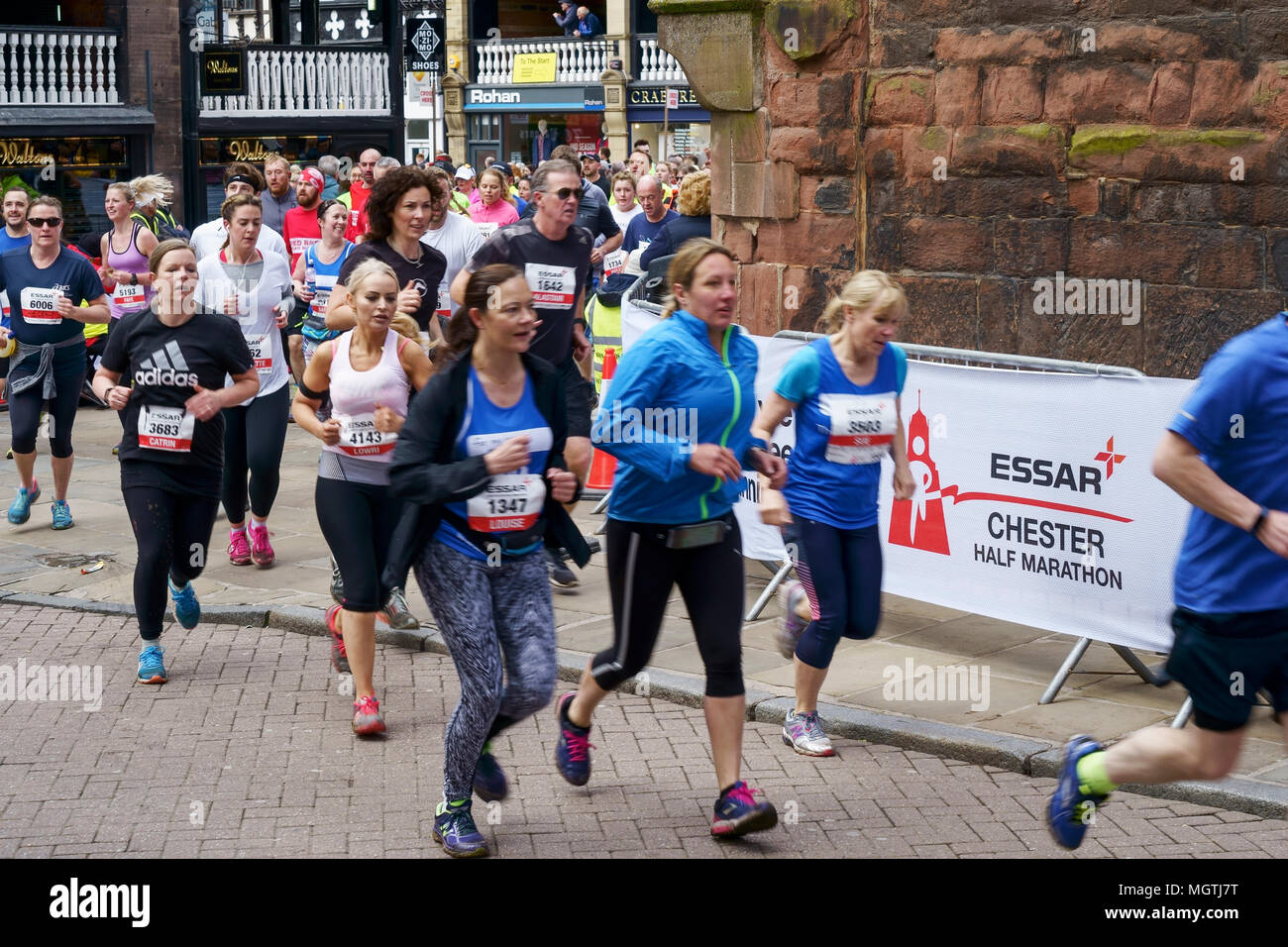 Chester essar half marathon hi-res stock photography and images - Alamy