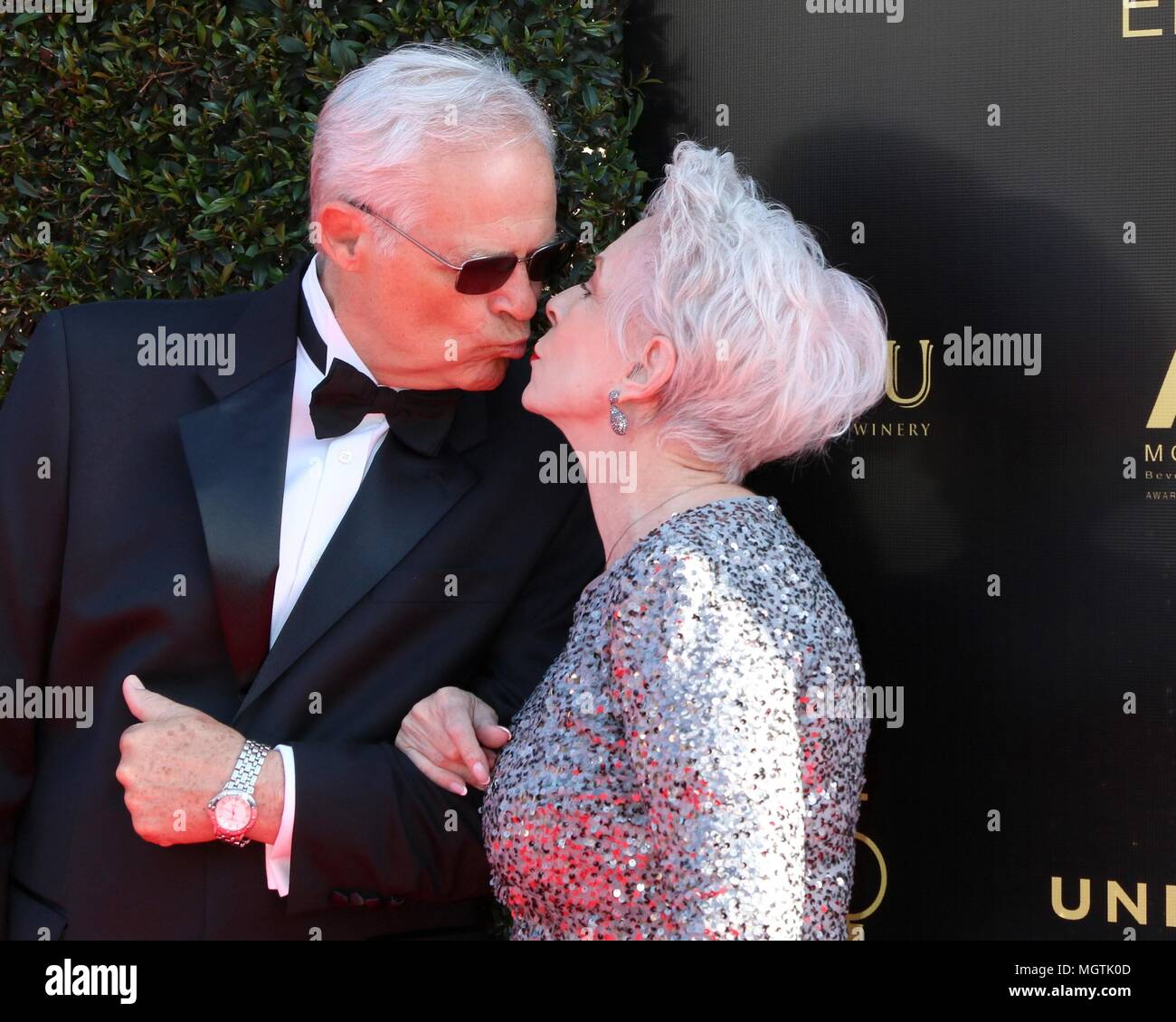 Jennifer bassey hi-res stock photography and images - Alamy