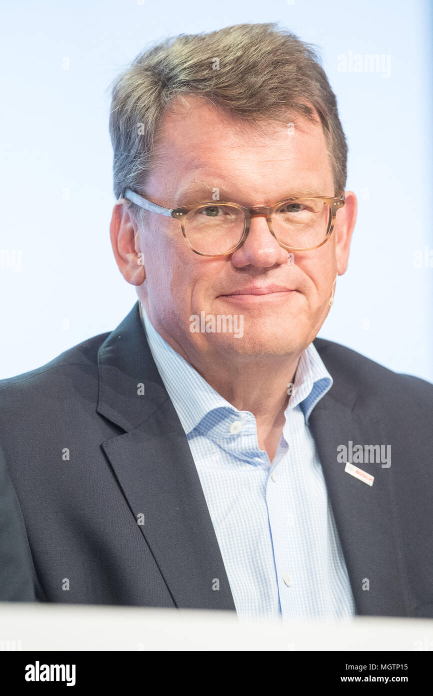 Consumer goods sector hi-res stock photography and images - Alamy