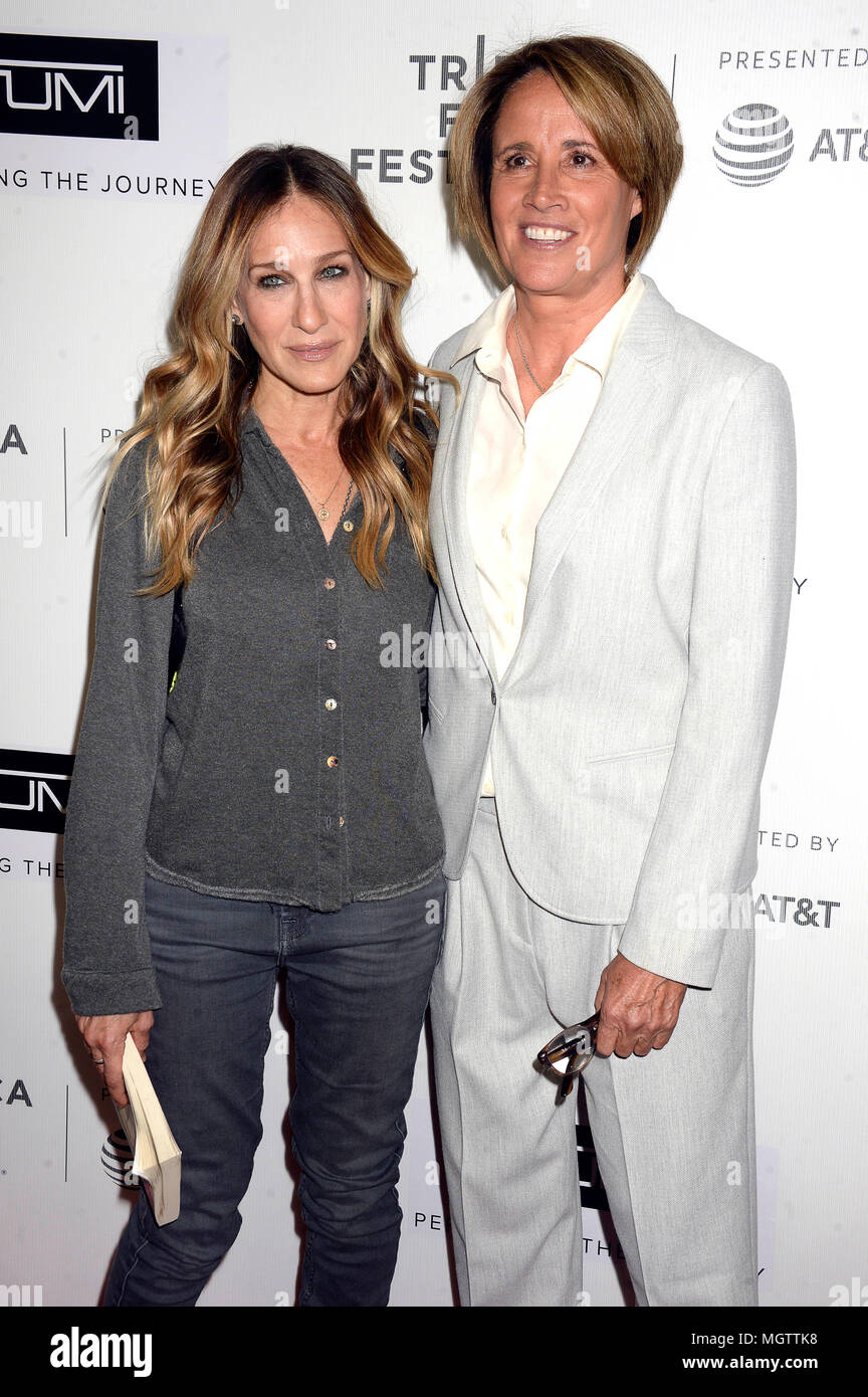 Mary carillo hi-res stock photography and images - Alamy