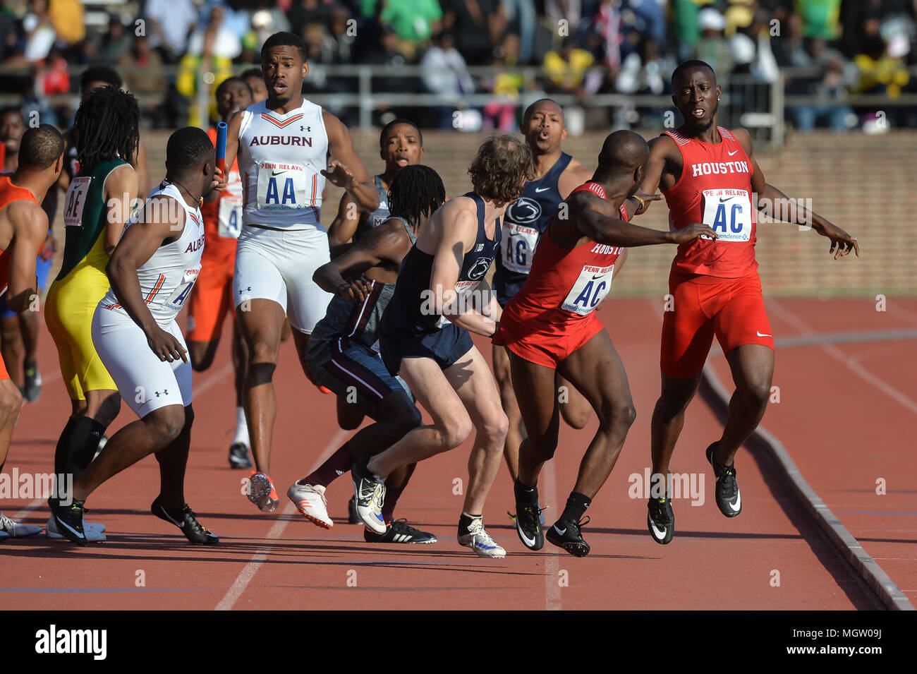 Philadelphia, Pennsylvania, USA. 28th Apr, 2018. Houston's MARIO BURKE ...