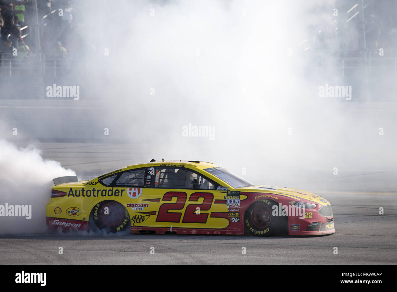 Joey logano 2018 hi-res stock photography and images - Alamy