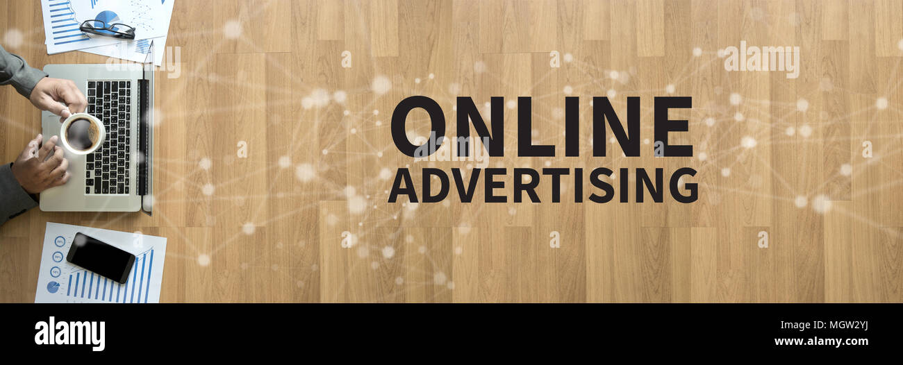 ONLINE ADVERTISING Business team work with financial reports banner ...