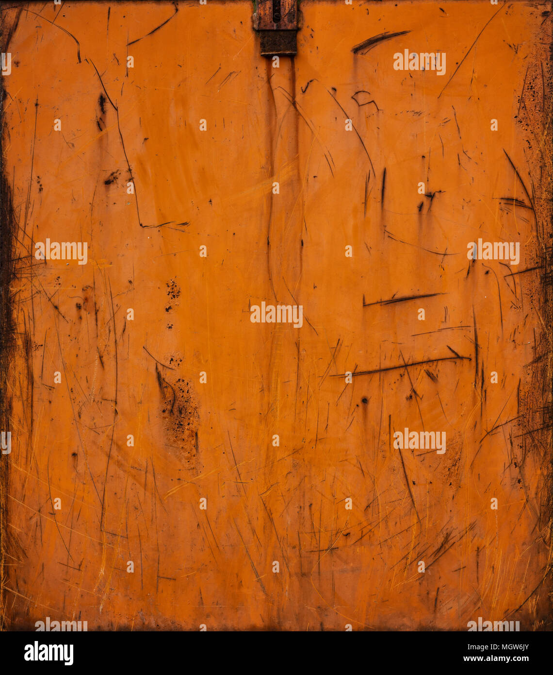 Orange painted rusty sheet metal Stock Photo - Alamy